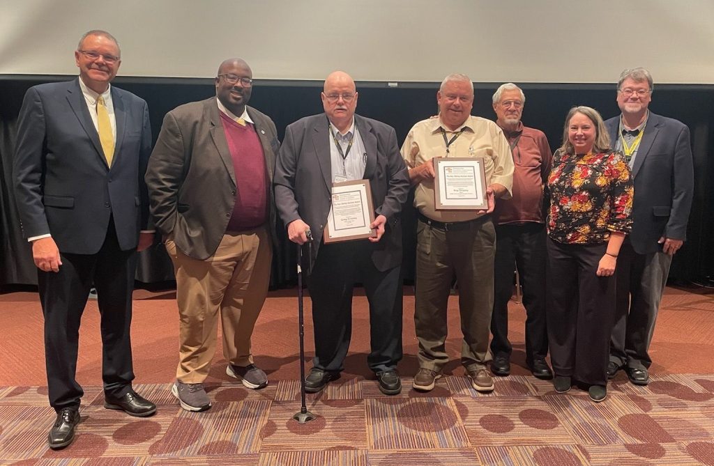 Two Fayette volunteers receive award for emergency preparedness ...